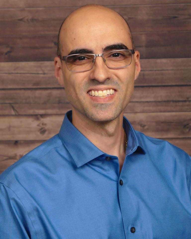 Periodontist | Dr. Luis Pires DMD | Fairlawn, OH